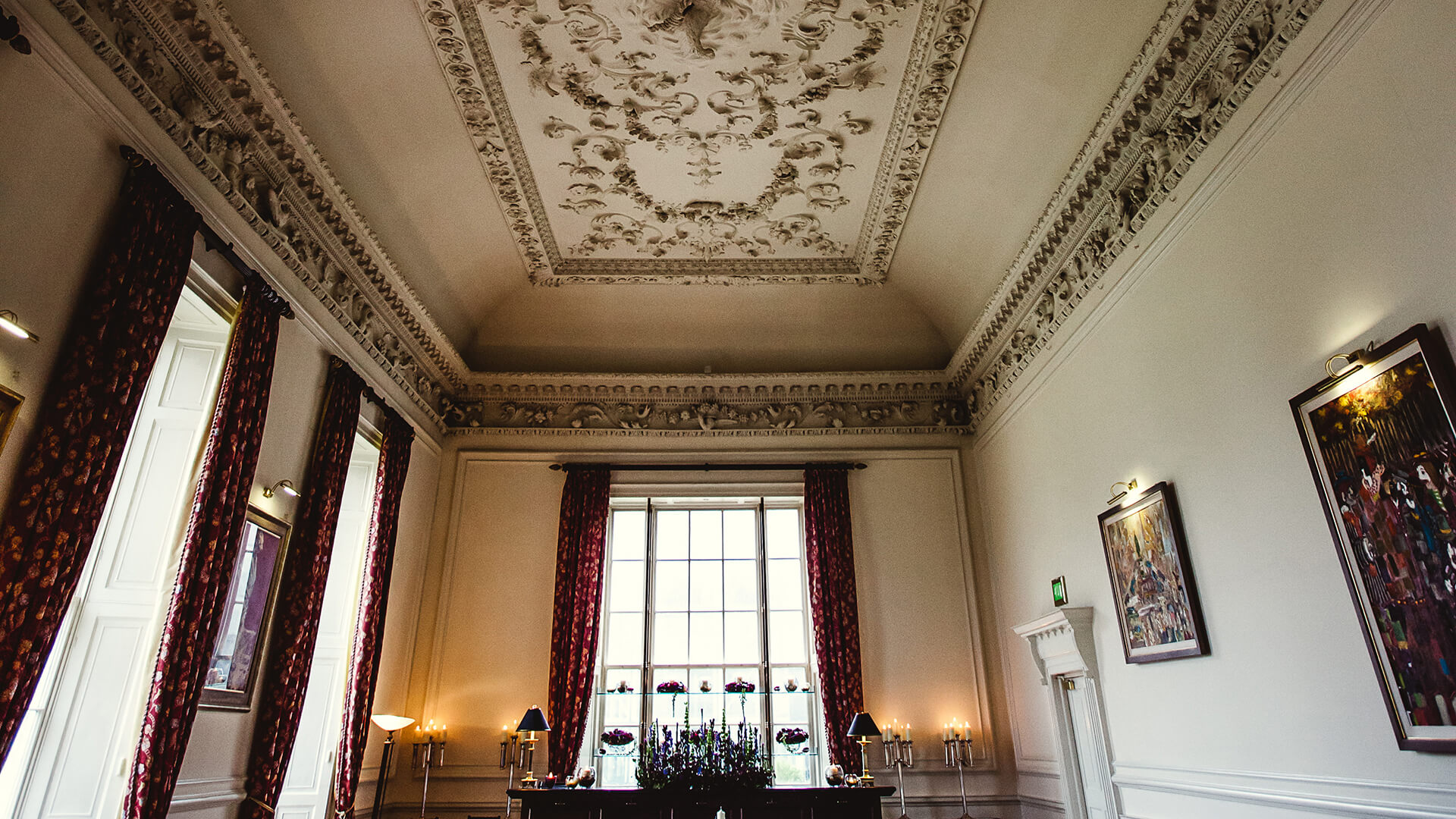 Knight's Bar | Pubs In Cork | 5 Star Castlemartyr Resort Hotel